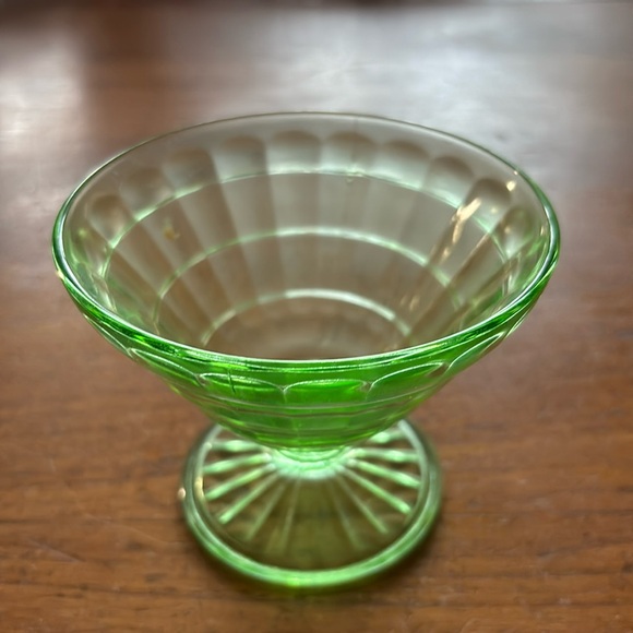 Anchor Hocking | Art | 93s Anchor Hocking Block Optic Green Uranium ...